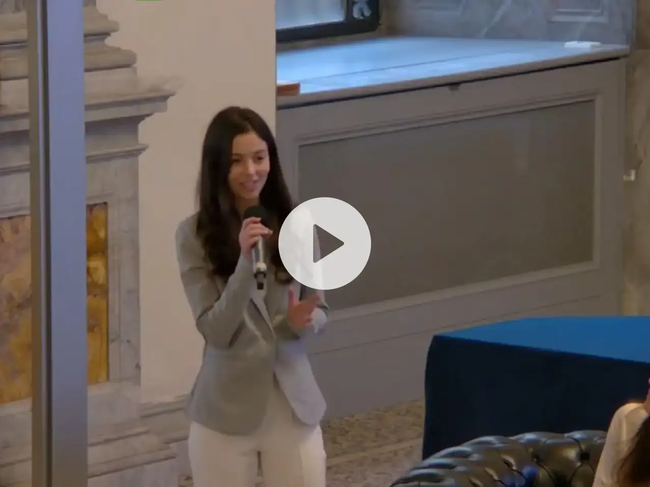 Sophia Marinelli, tre minuti di inestimabile bellezza per Agnone e per il Molise - Quotidiano ...